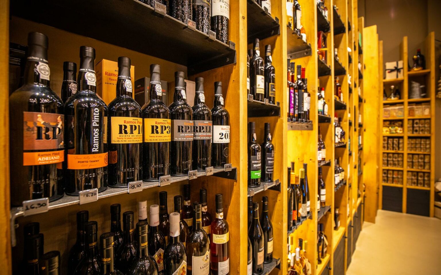 Καταστήματα | OAK Cava